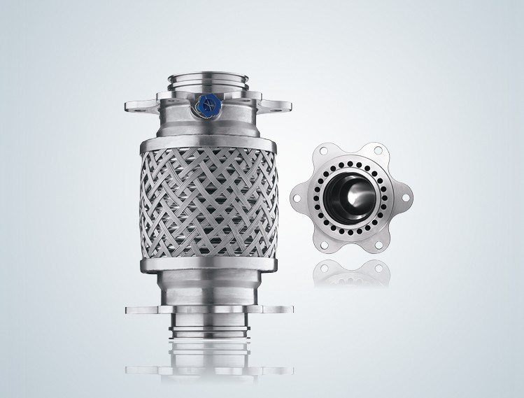 Flexible fluid pipe connections